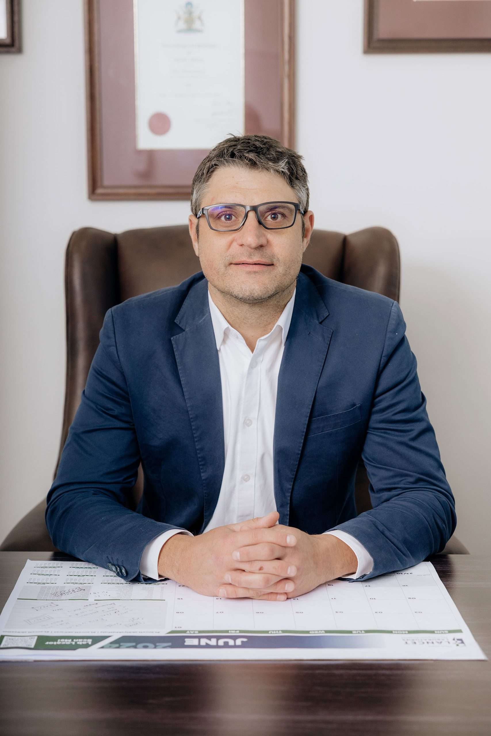 Dr Hans Jacobs - Getadoc